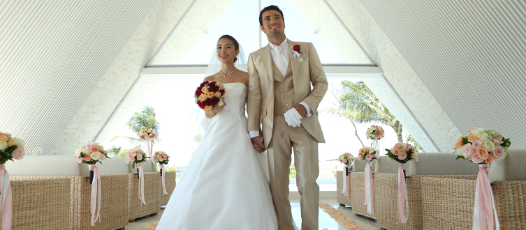 Getting Married at Sea - Planet Cruise